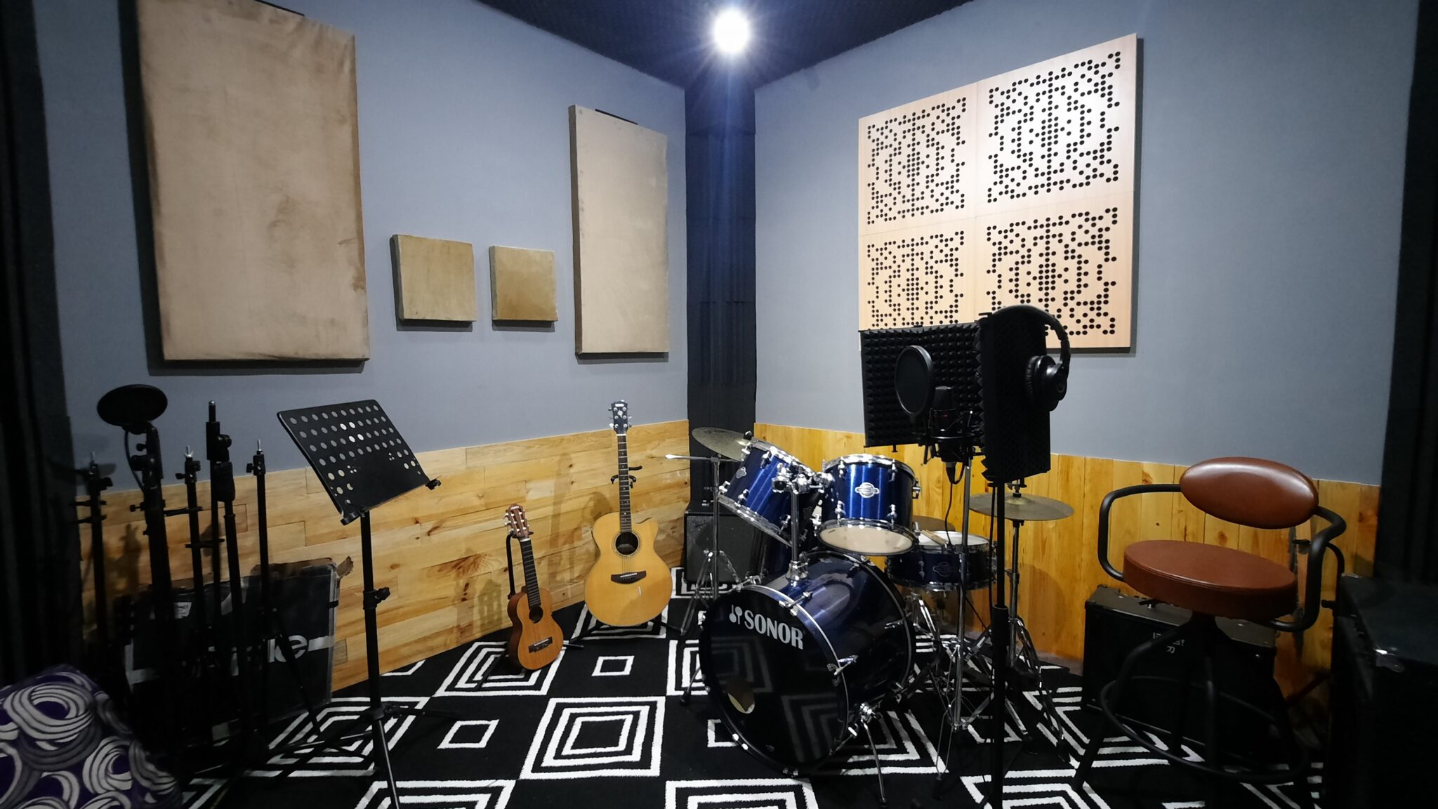 Studio Rekaman (Recording Studio) – Catalea Entertainment